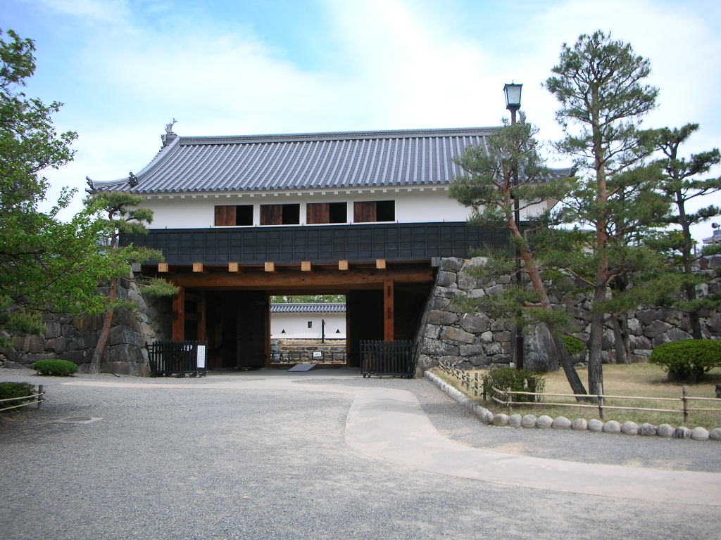 Japanese Gate Typology (12) – The Carpentry Way